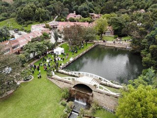 Campus - Colegio Claustro Moderno